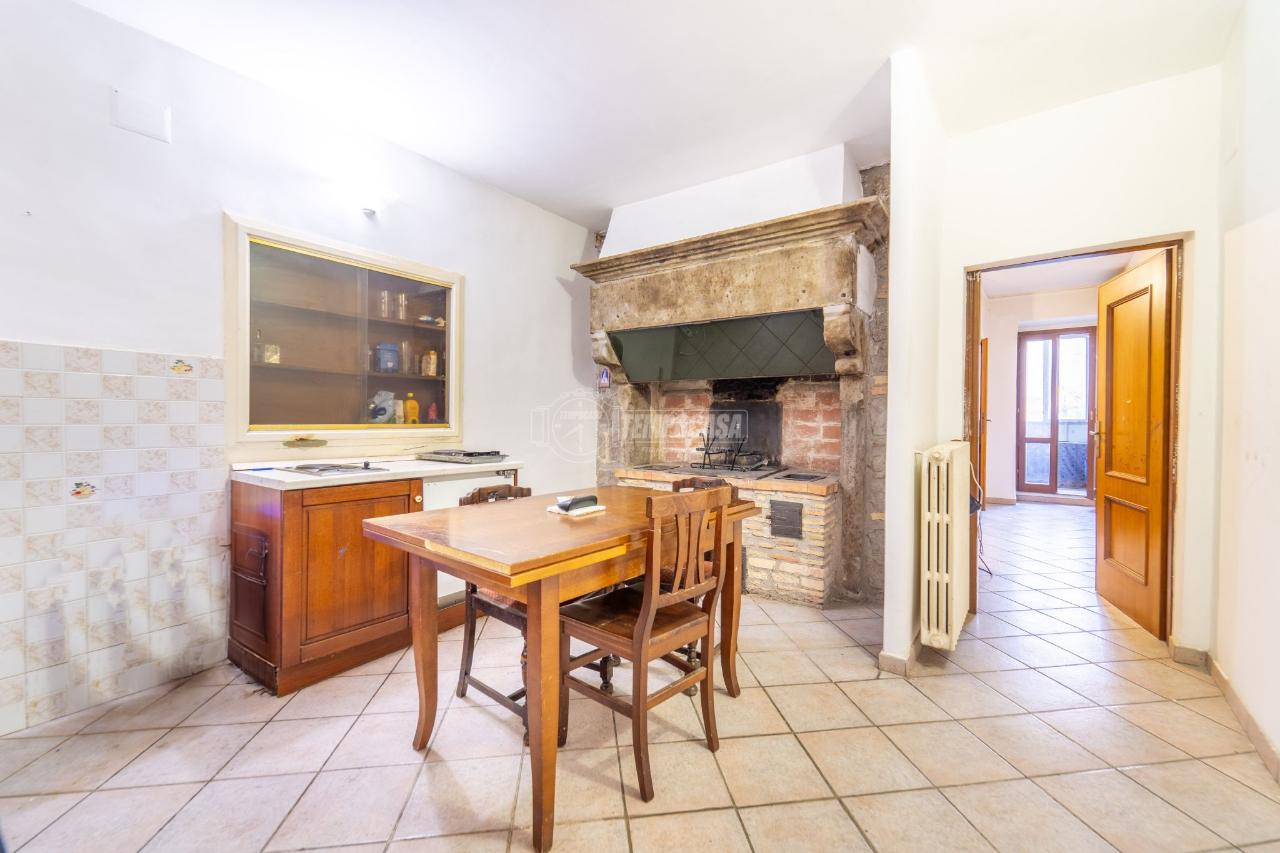 Appartamento in vendita a Viterbo