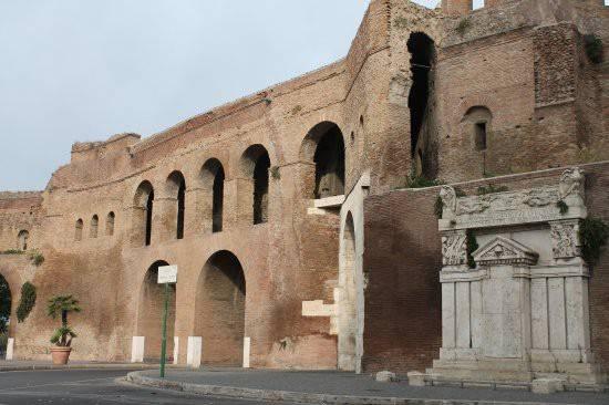 Negozio in affitto a Roma