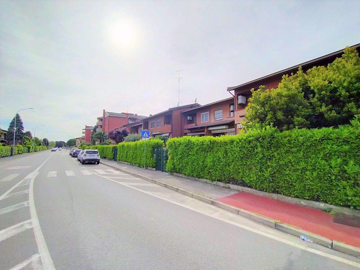 Villa a schiera in vendita a Locate Di Triulzi