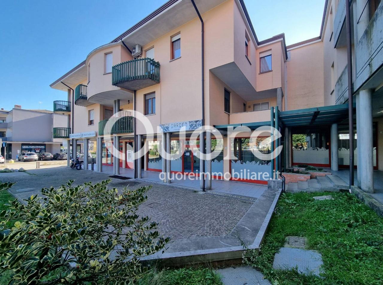 Negozio in affitto a Majano