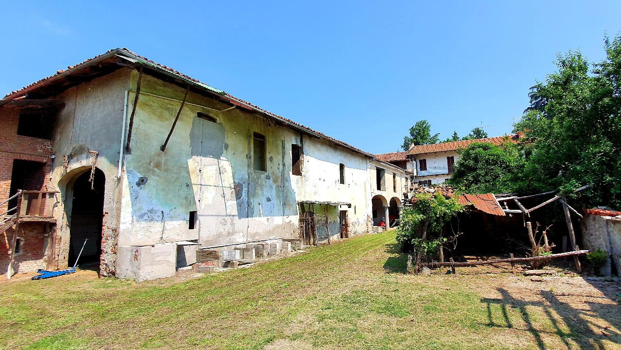Cascina in vendita a San Secondo Di Pinerolo