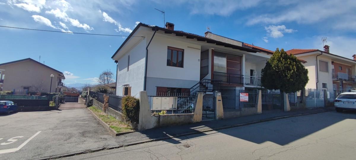 Villa in vendita a Frossasco