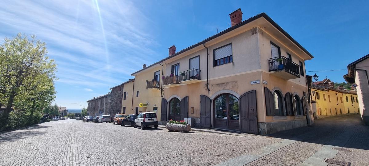 Esercizio commerciale in affitto a Cantalupa