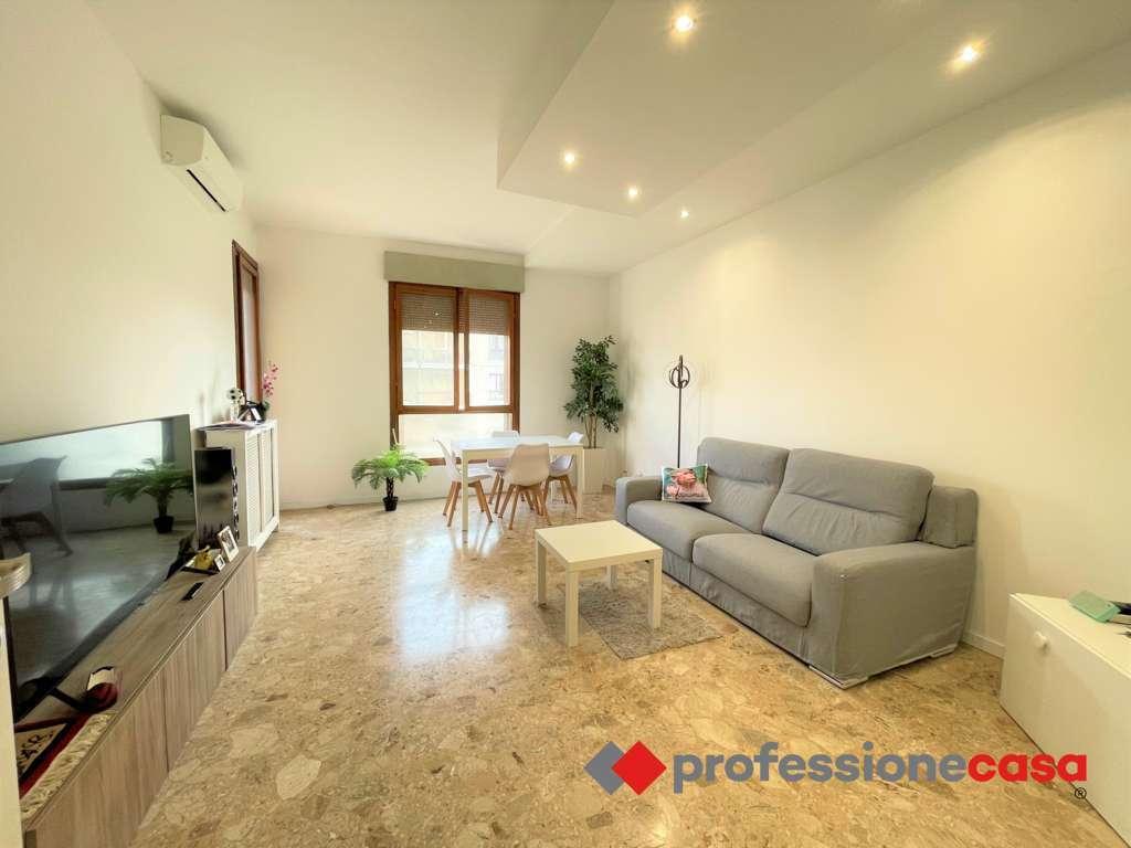 Appartamento in vendita a Corsico