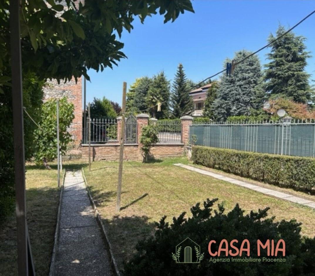 Villa a schiera in vendita a Gragnano Trebbiense