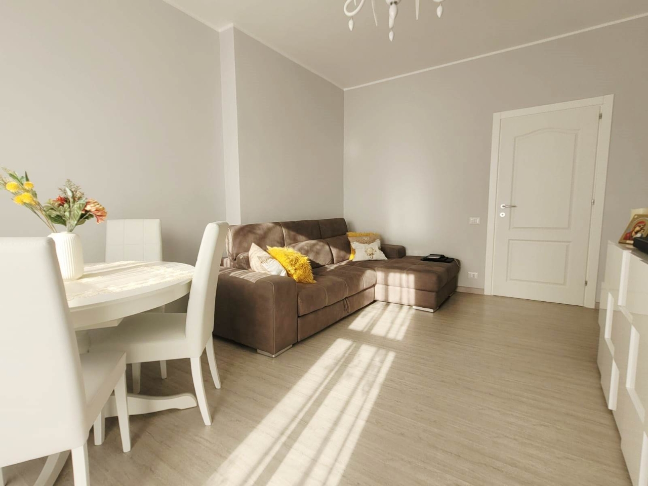 Appartamento in vendita a Garbagnate Milanese