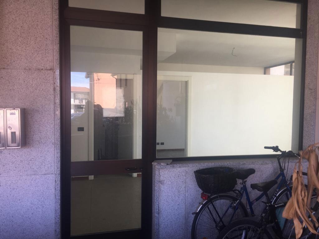 Ufficio in vendita a Fontaneto D'Agogna