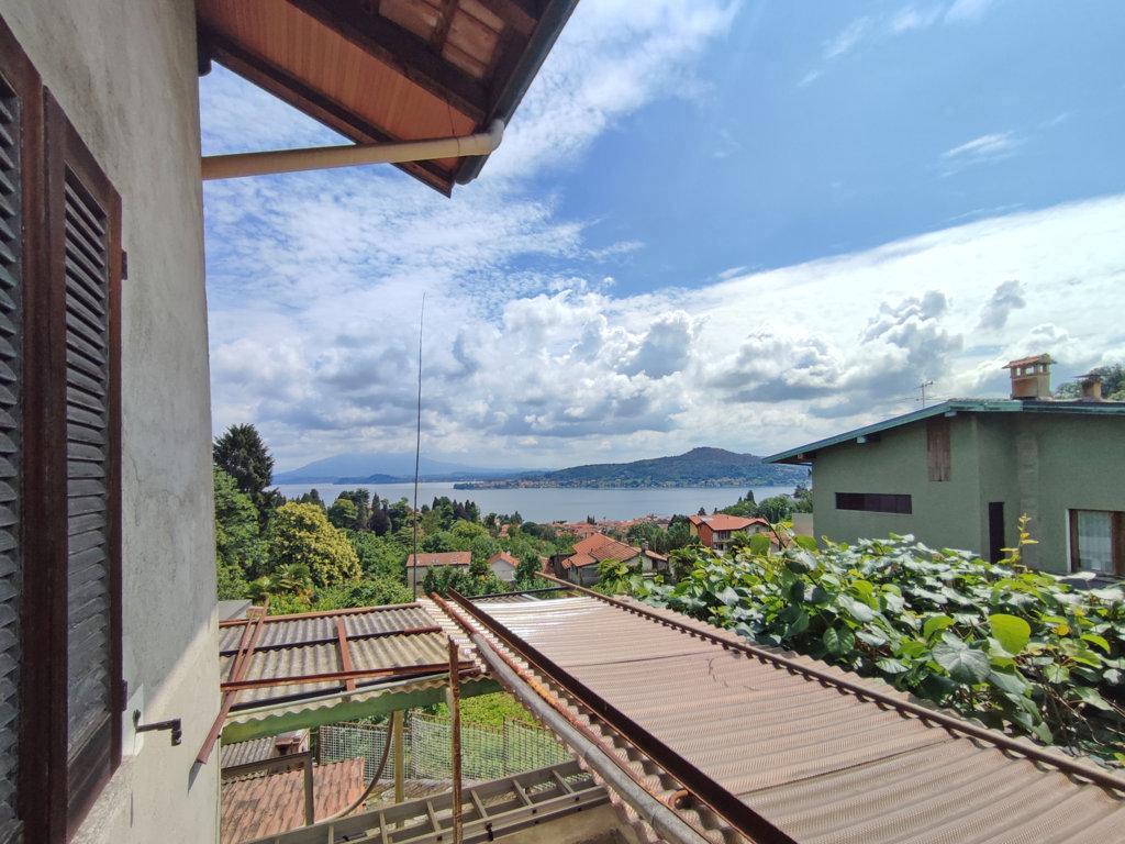 Villa in vendita a Meina