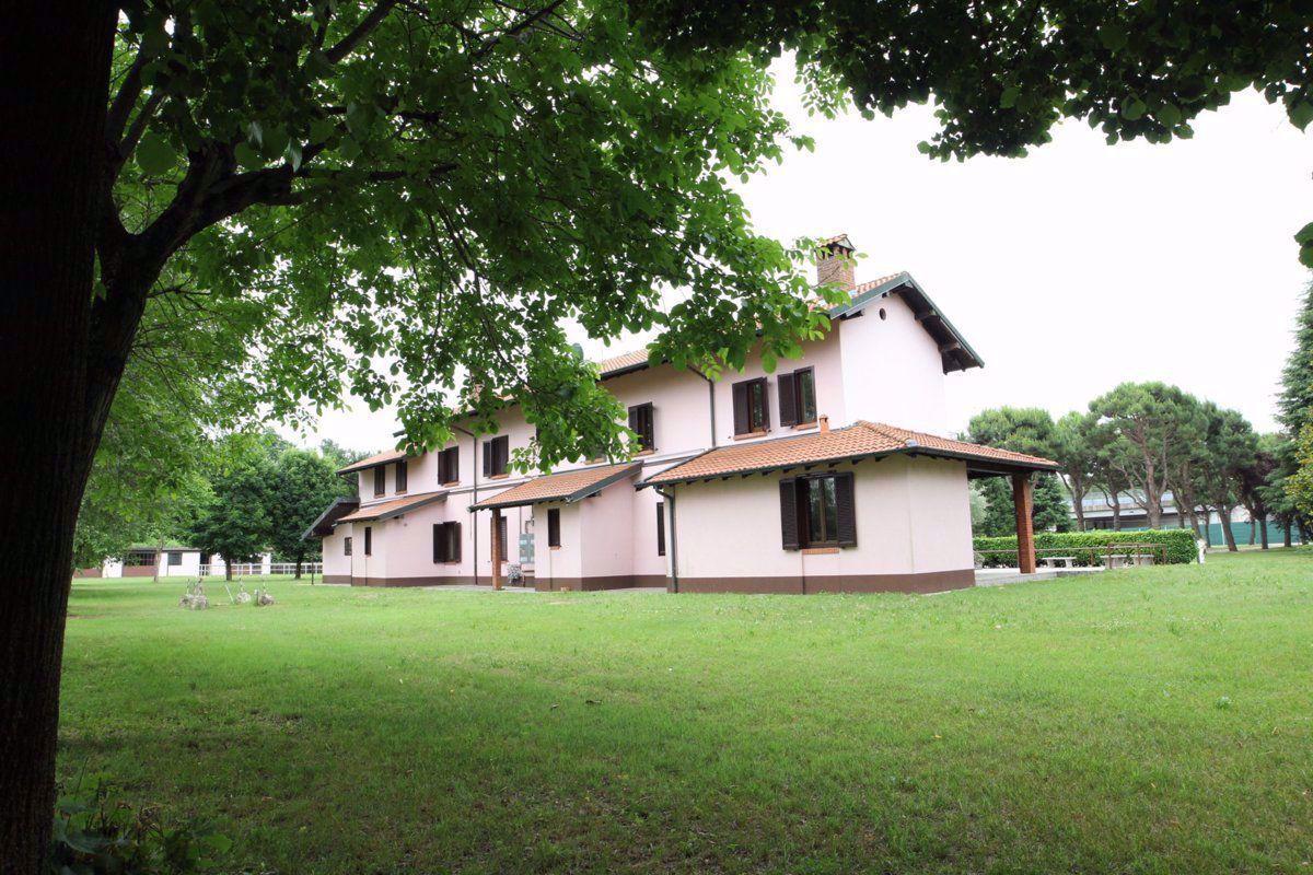 Cascina in vendita a Magnago