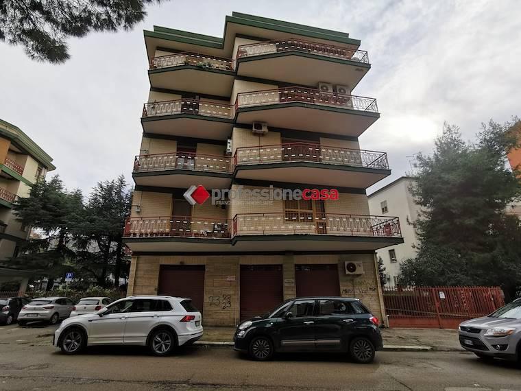 Negozio in vendita a Foggia