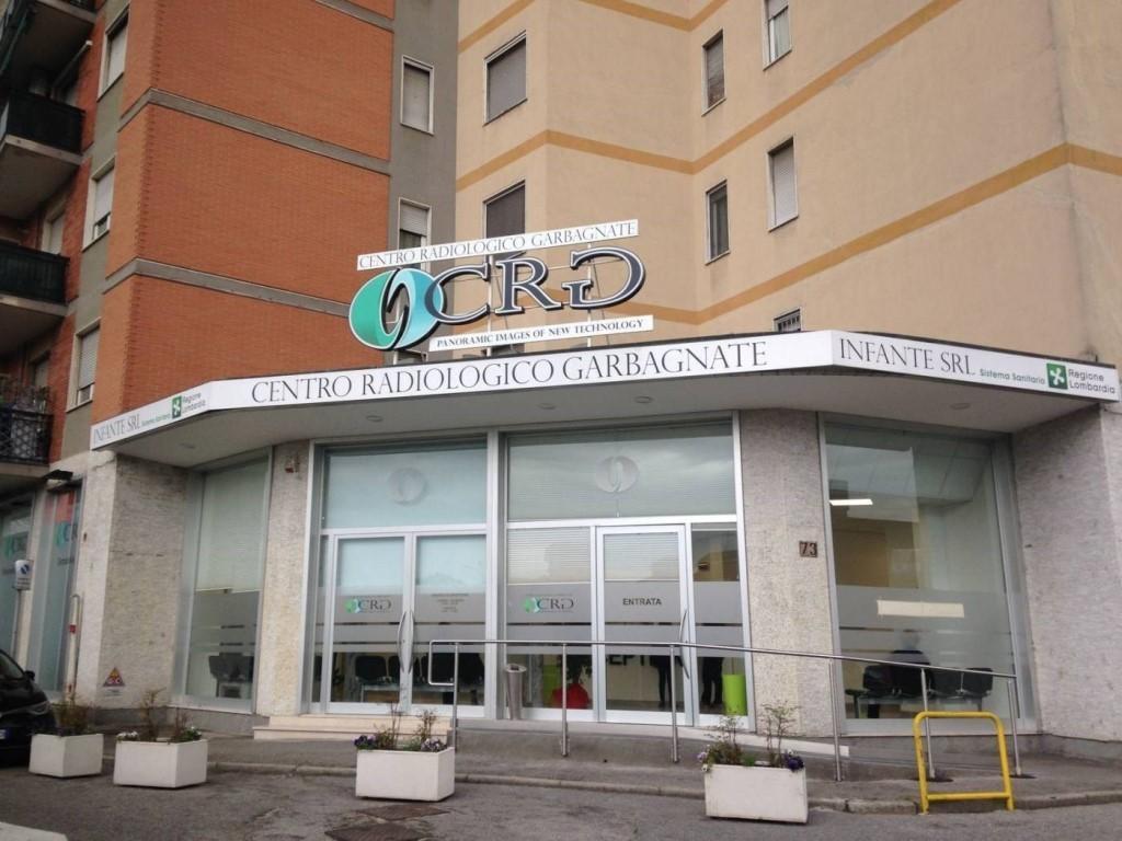 Palazzina commerciale in vendita a Garbagnate Milanese