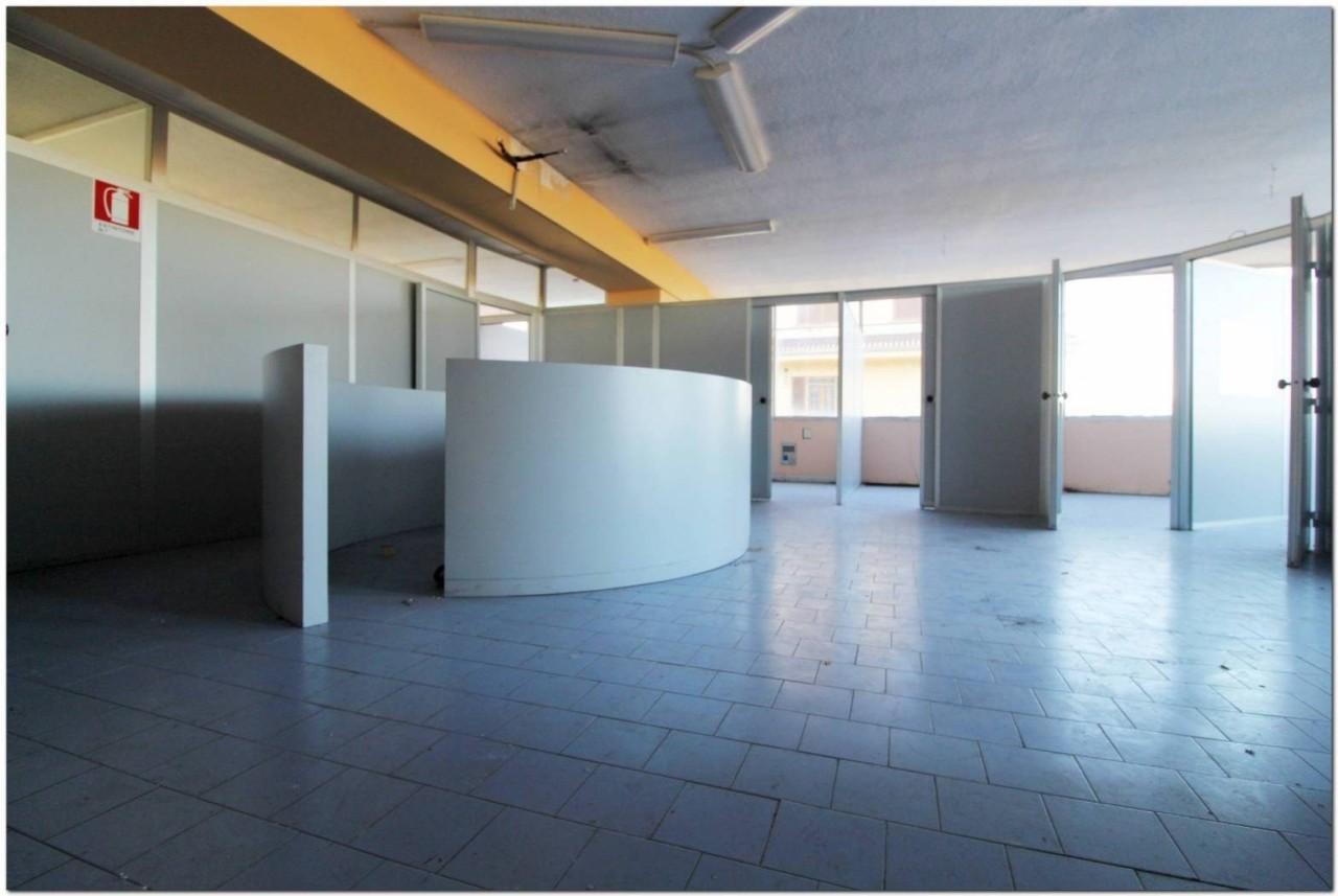 Capannone in vendita a Vercelli