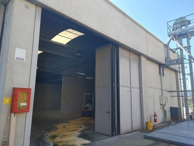 Magazzino in vendita a Bibbiena