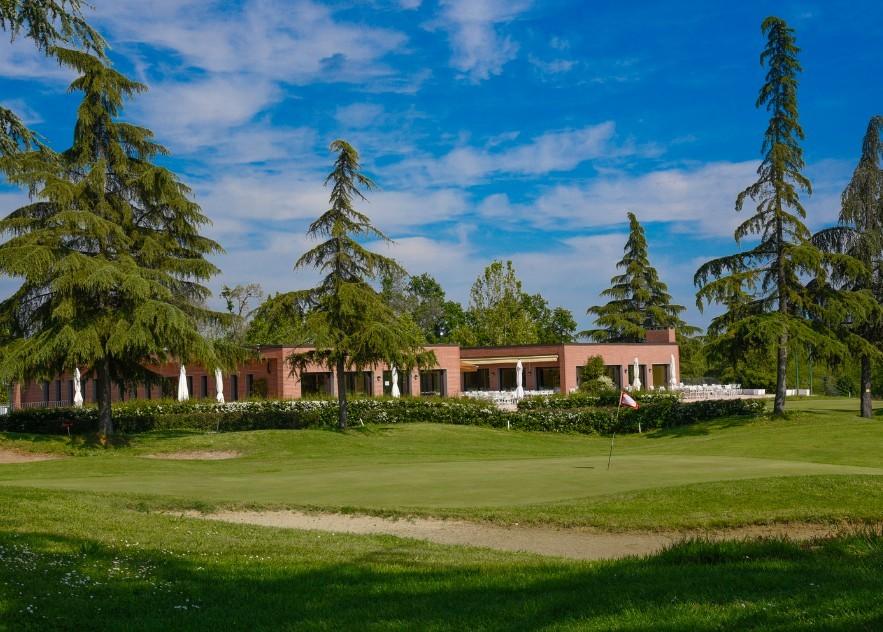 Palazzina commerciale in vendita a Castell'Arquato