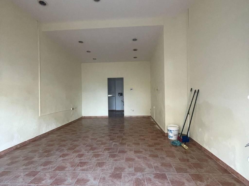 Negozio in affitto a Livorno