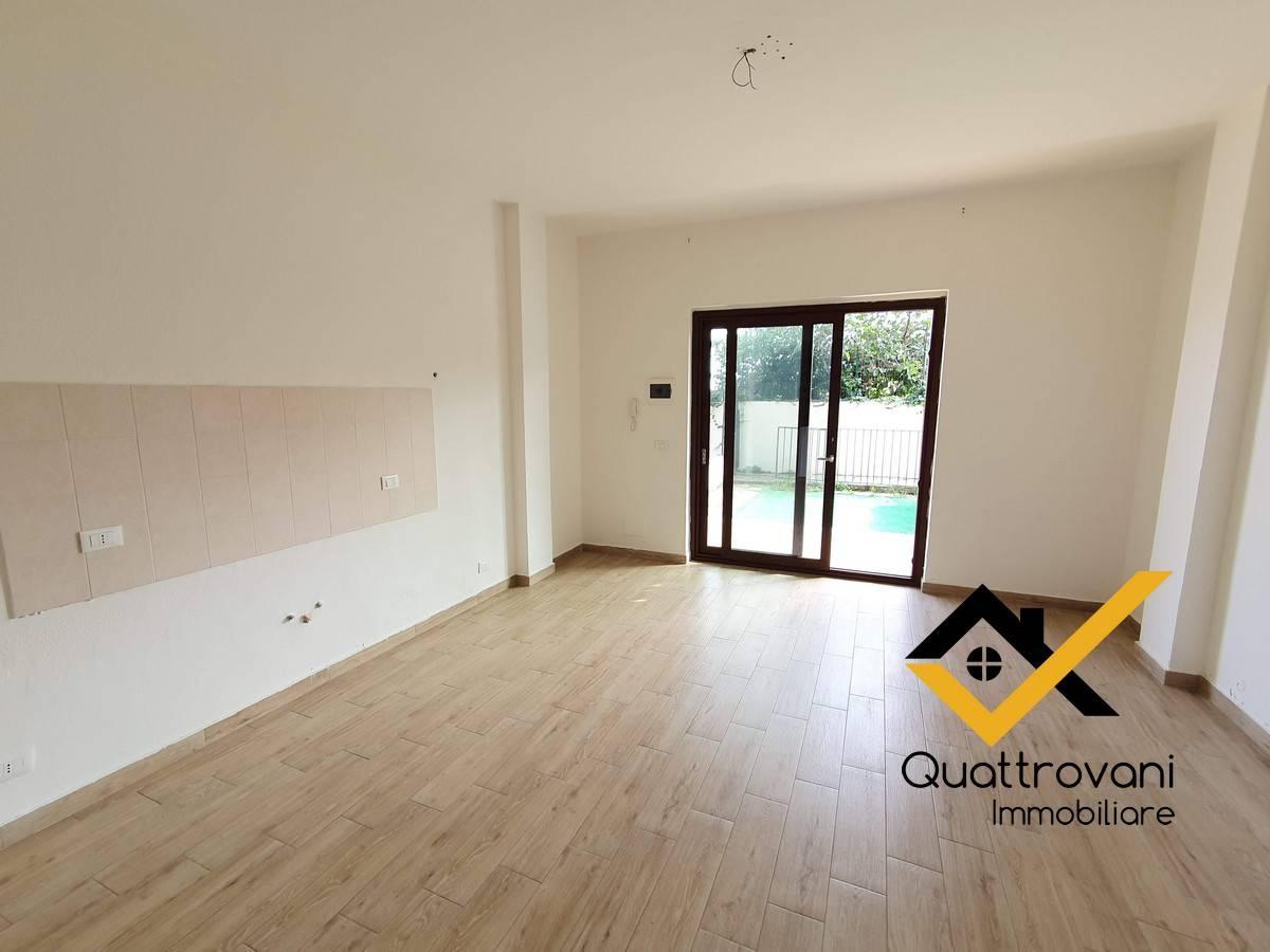 Appartamento in affitto a Aci Castello