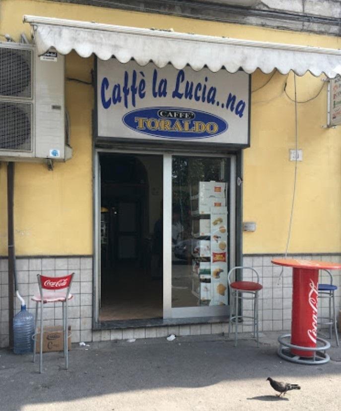 Negozio in vendita a Napoli