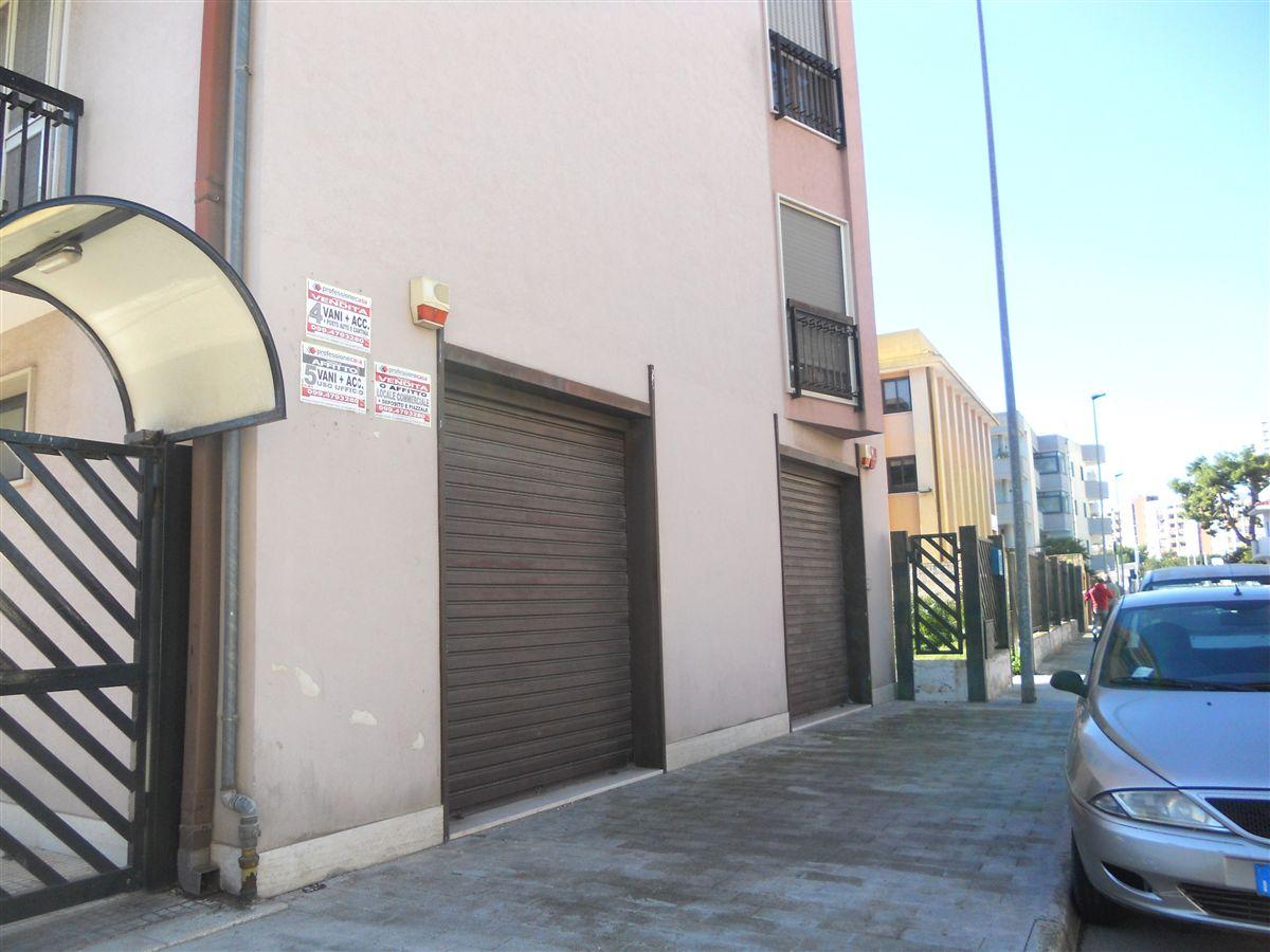 Negozio in vendita a Taranto