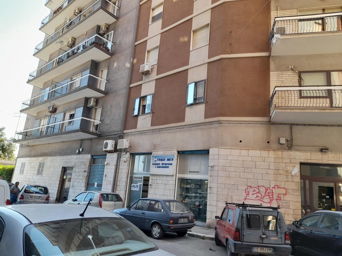 Negozio in vendita a Taranto