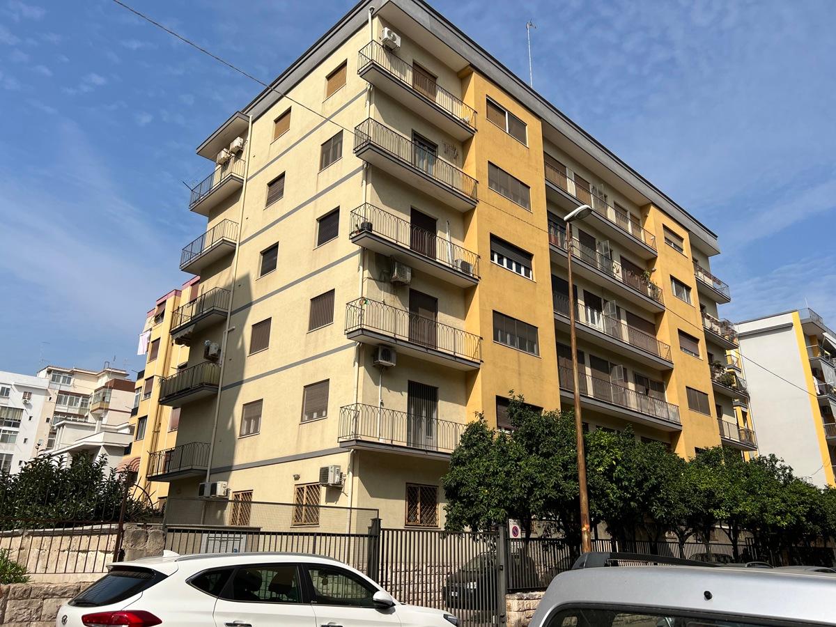 Appartamento in vendita a Taranto