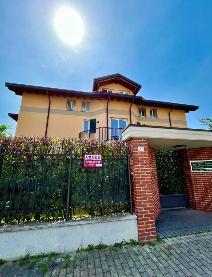 Ufficio in vendita a Inveruno