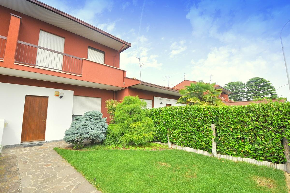 Villa a schiera in vendita a Inveruno