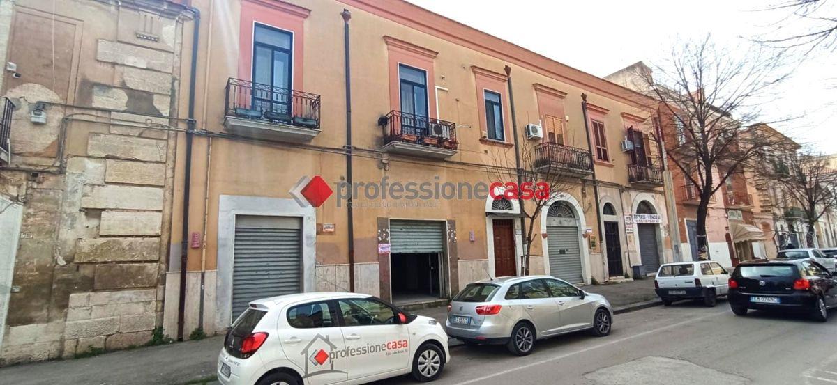 Magazzino in vendita a Foggia