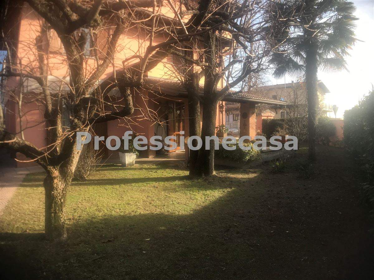 Villa in vendita a Vigevano