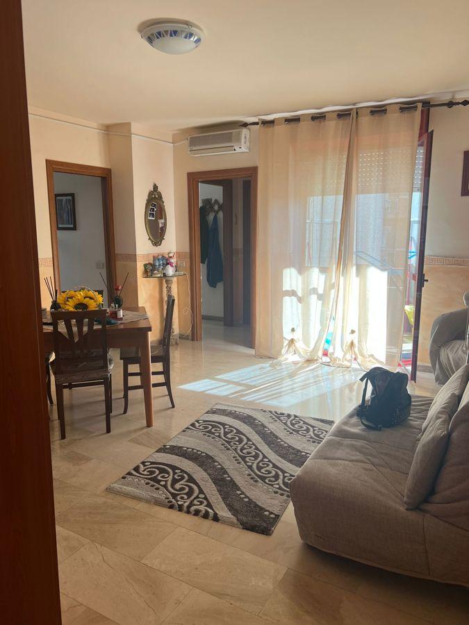 Trilocale in Via Reggio Modena 61, Reggio di Calabria