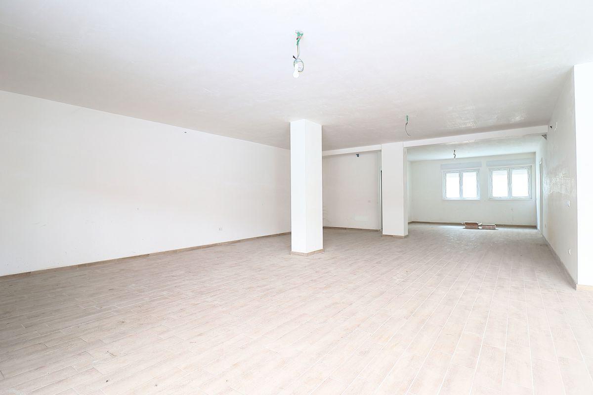 Negozio in vendita a Bari