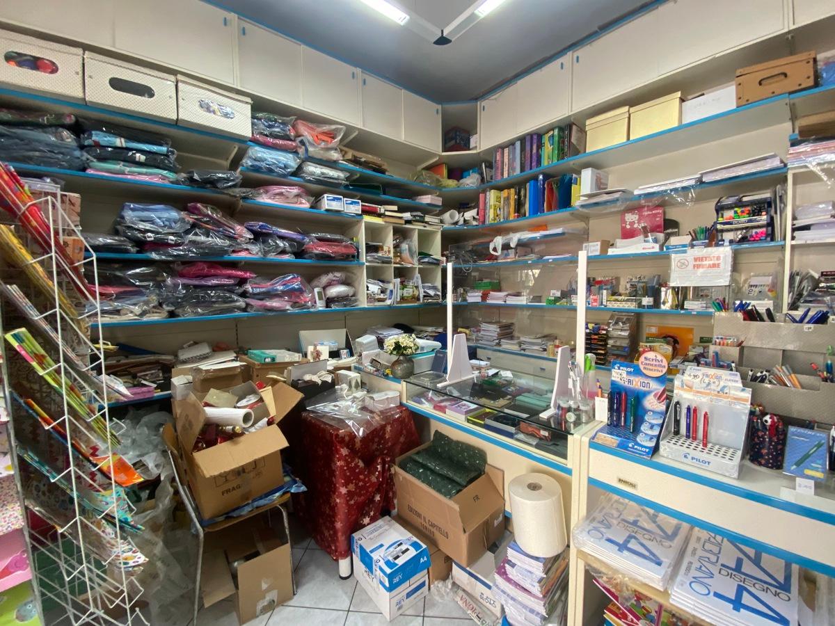 Esercizio commerciale in vendita a Livorno