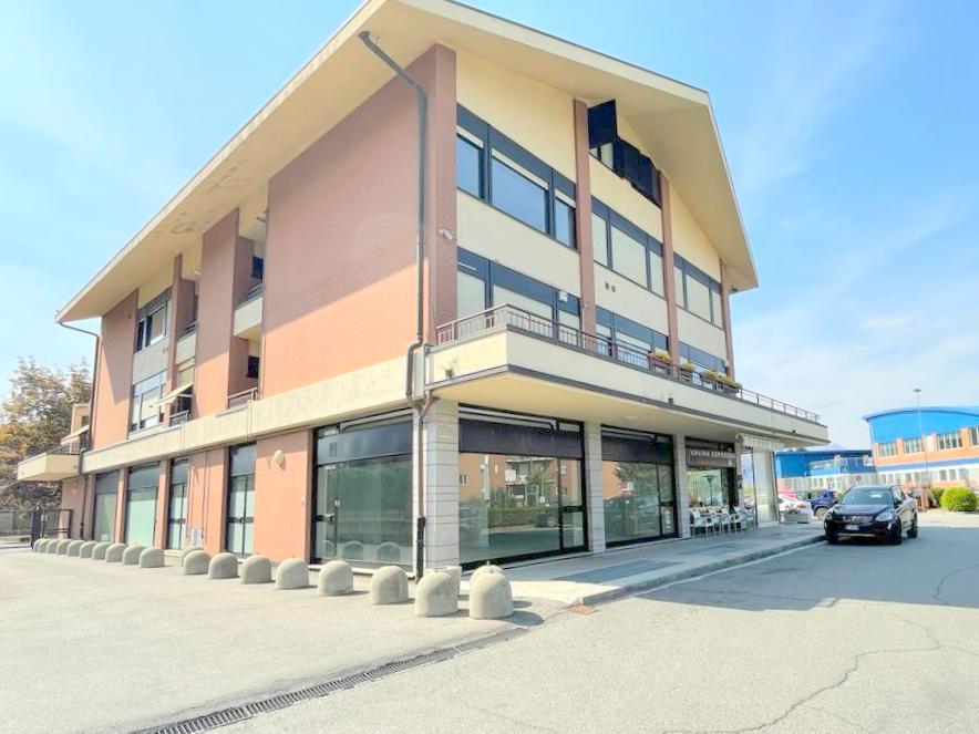 Negozio in affitto a Alpignano