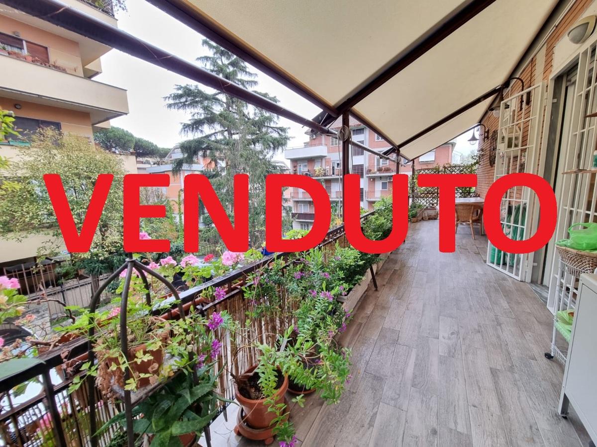 Appartamento in vendita a Roma