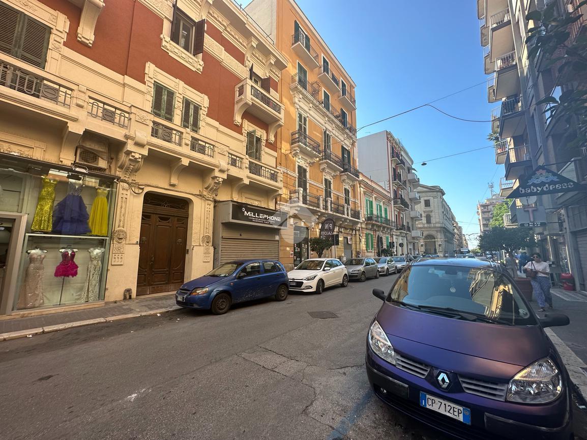 Negozio in vendita a Bari