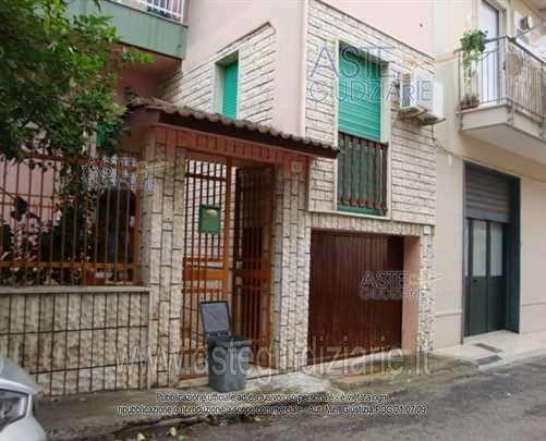 Appartamento in vendita a Massafra