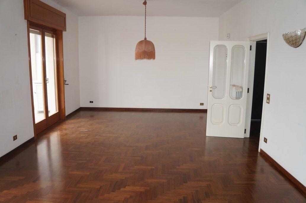 Appartamento in vendita a Grottaglie