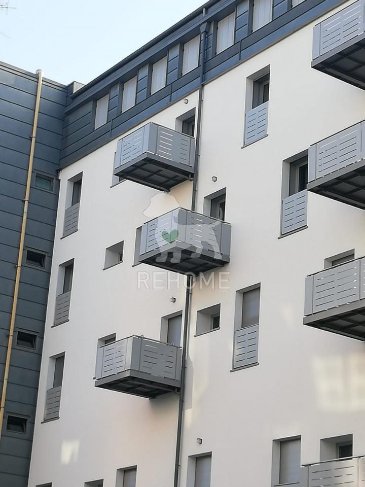 Esercizio commerciale in vendita a Pordenone