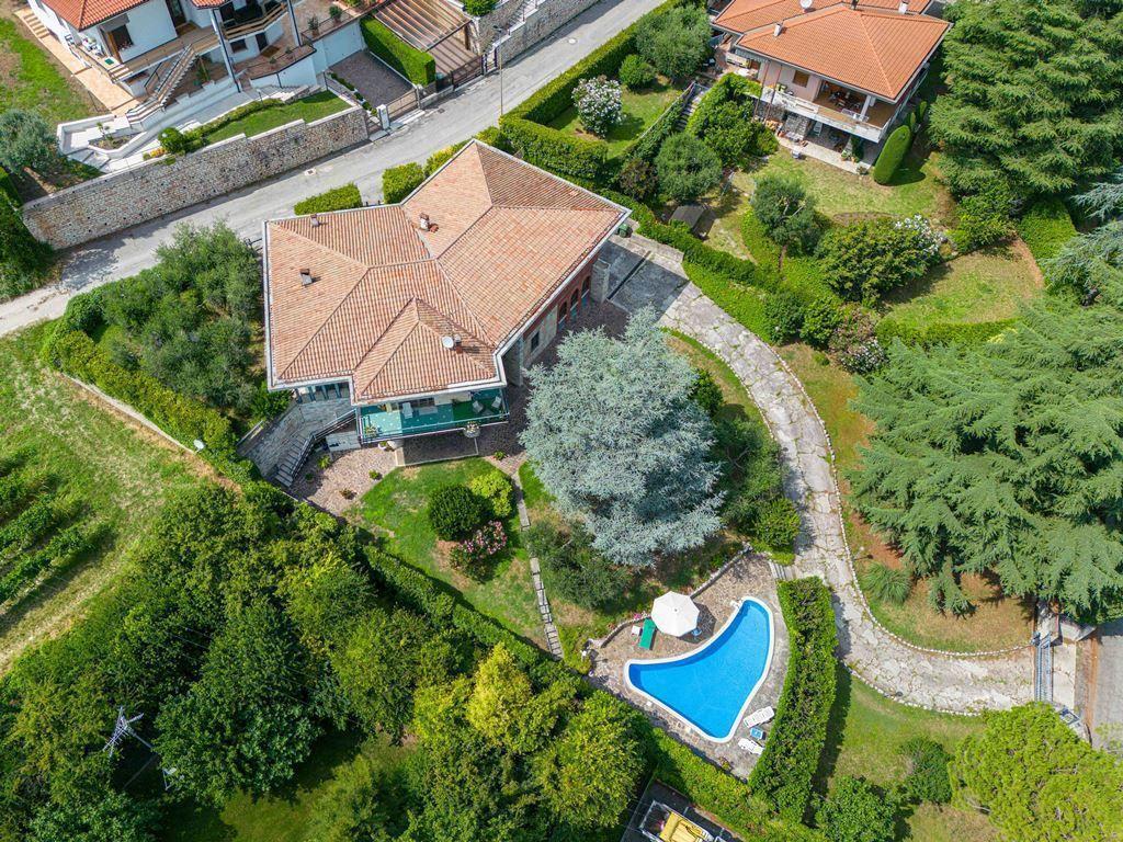 Villa in vendita a Grezzana