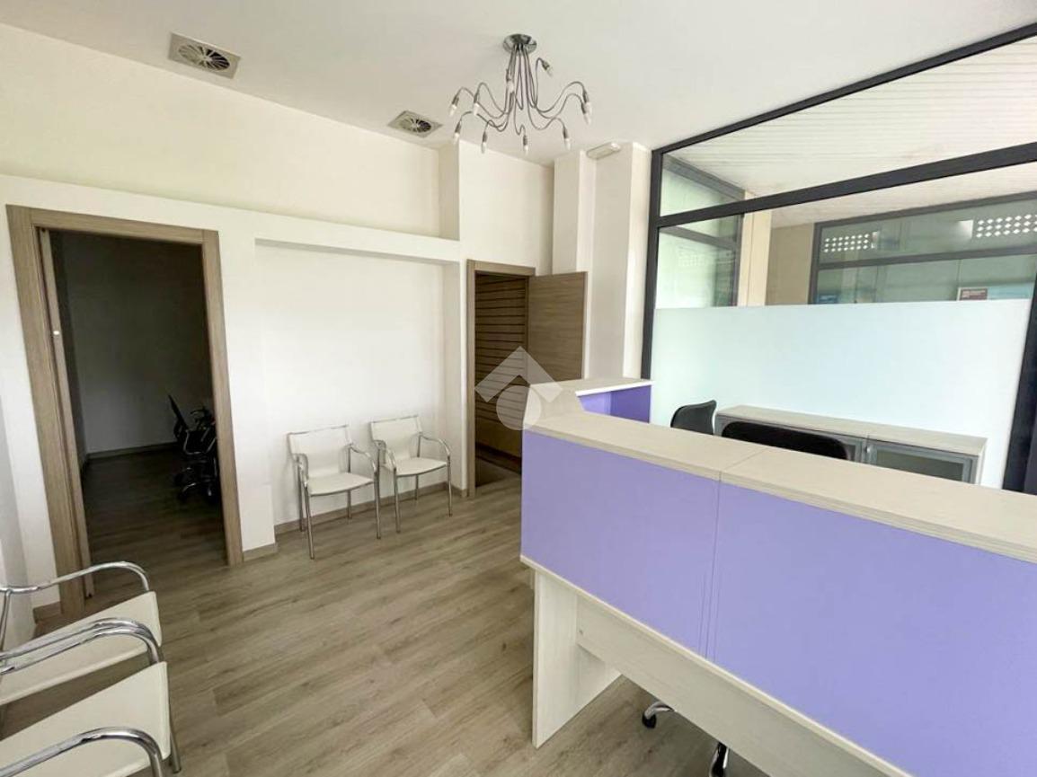 Negozio in affitto a Nibionno