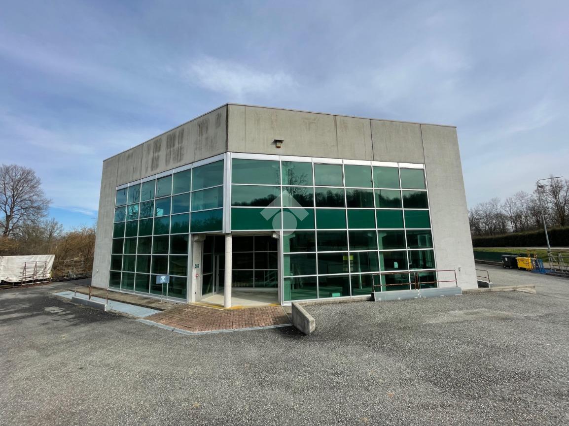 Capannone in vendita a Front