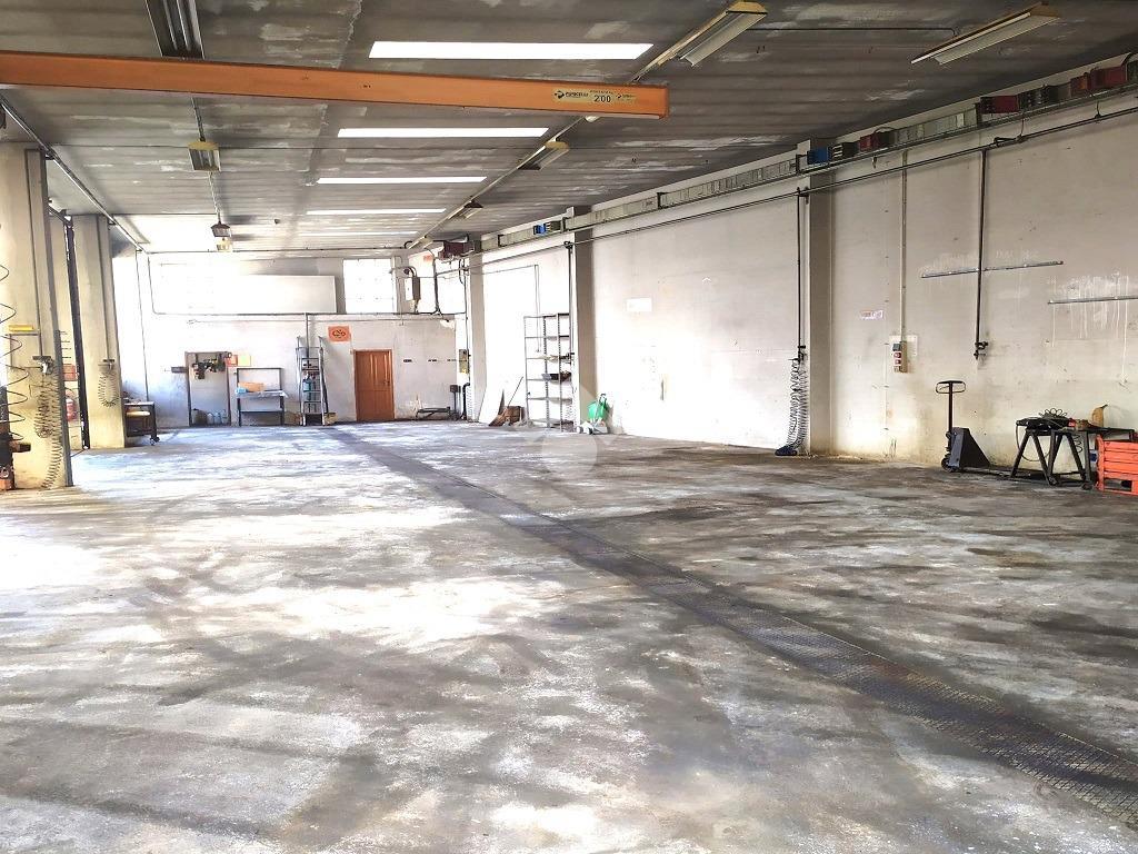 Capannone in vendita a Forno Canavese