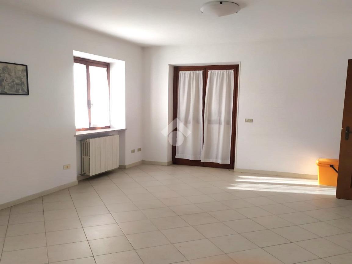 Ufficio in affitto a Lanzo Torinese