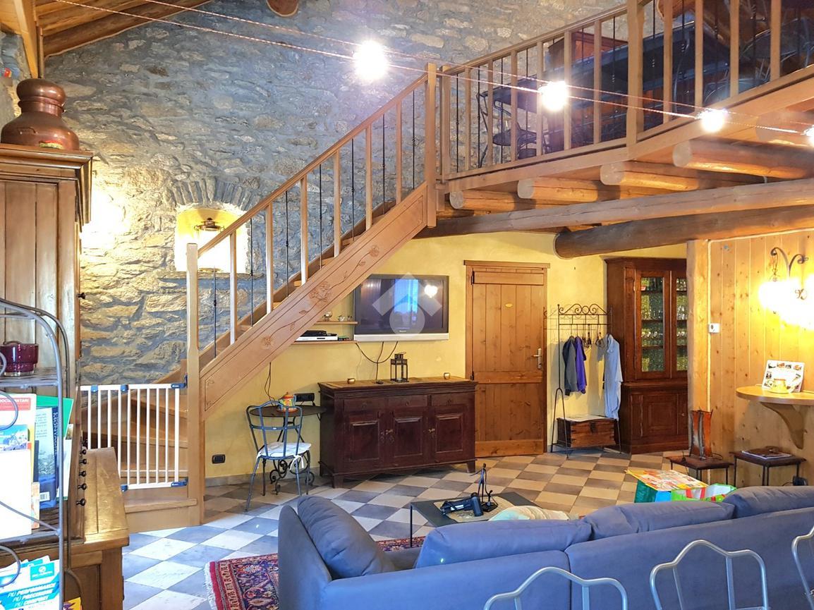 Albergo in vendita a Groscavallo