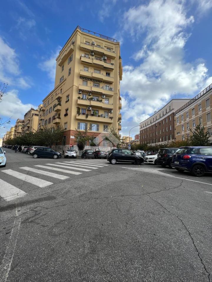 Magazzino in vendita a Roma