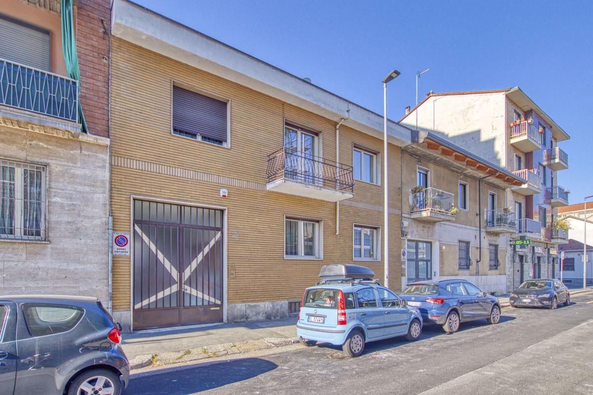 Casa indipendente in vendita a Torino