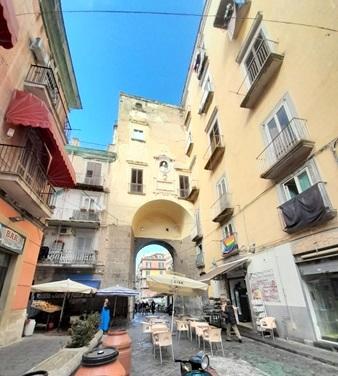 Negozio in vendita a Napoli