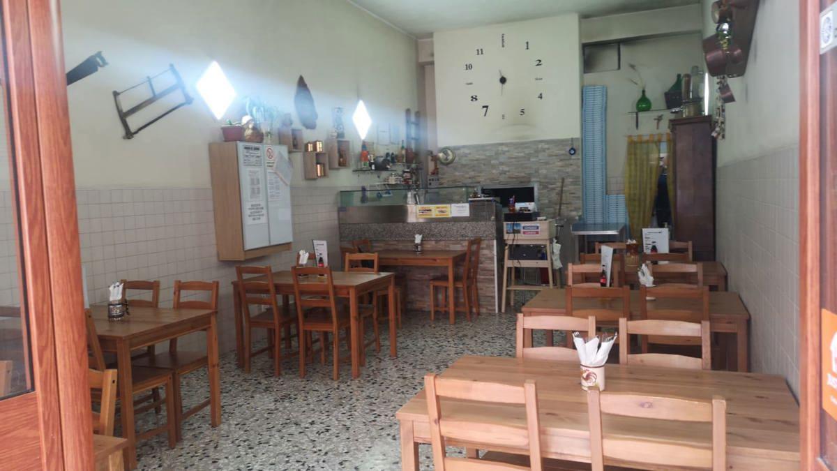 Esercizio commerciale in vendita a Bari