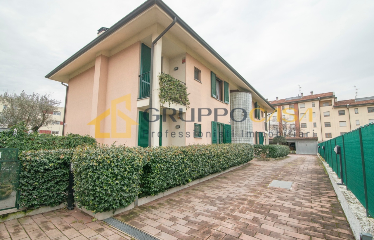 Appartamento in vendita a Pioltello