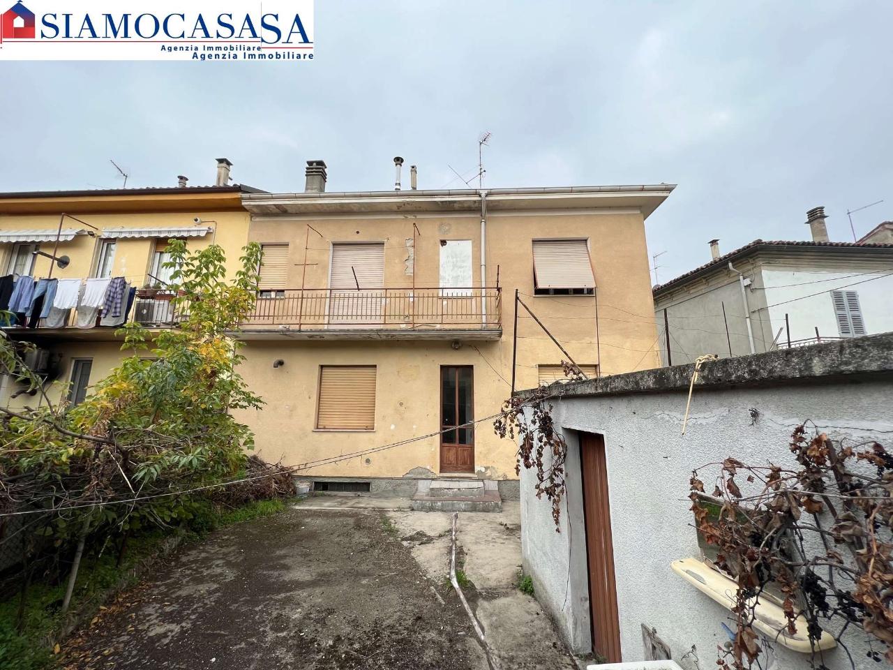 Villa bifamiliare in vendita a Sezzadio