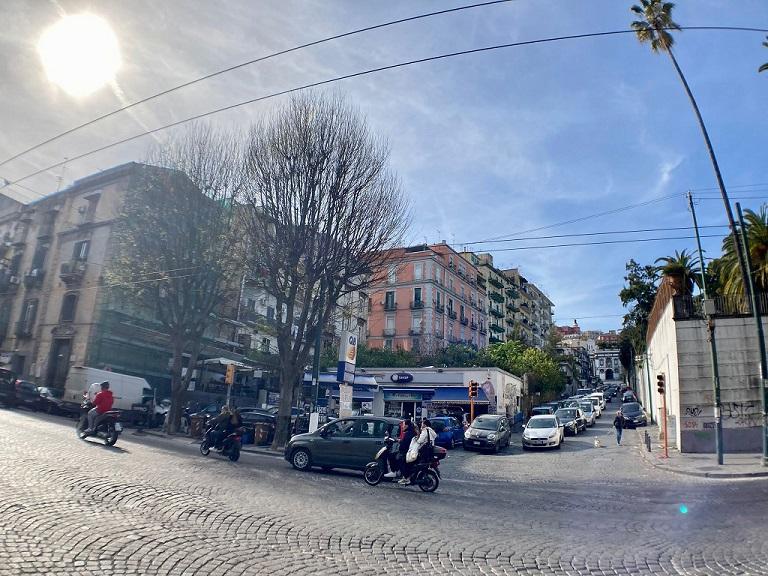 Appartamento in vendita a Napoli